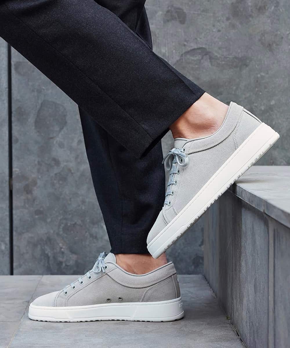 The 15 Coolest Minimalist Sneaker Brands For Men (2022)