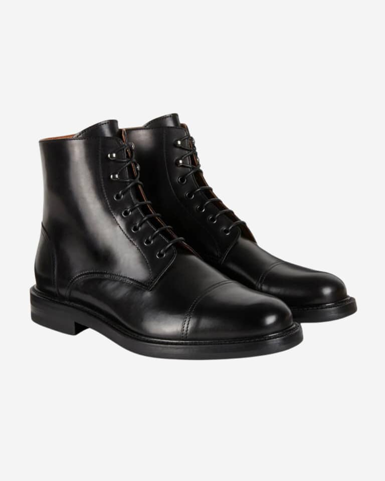 Boots With A Suit: How To Get It Right (+16 Outfit Examples)