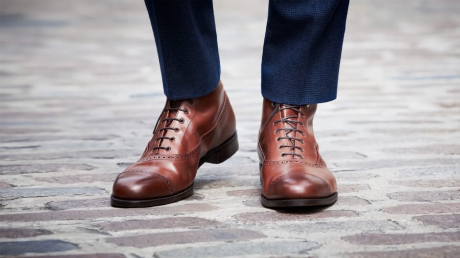 Boots With A Suit: How To Get It Right (+16 Outfit Examples)