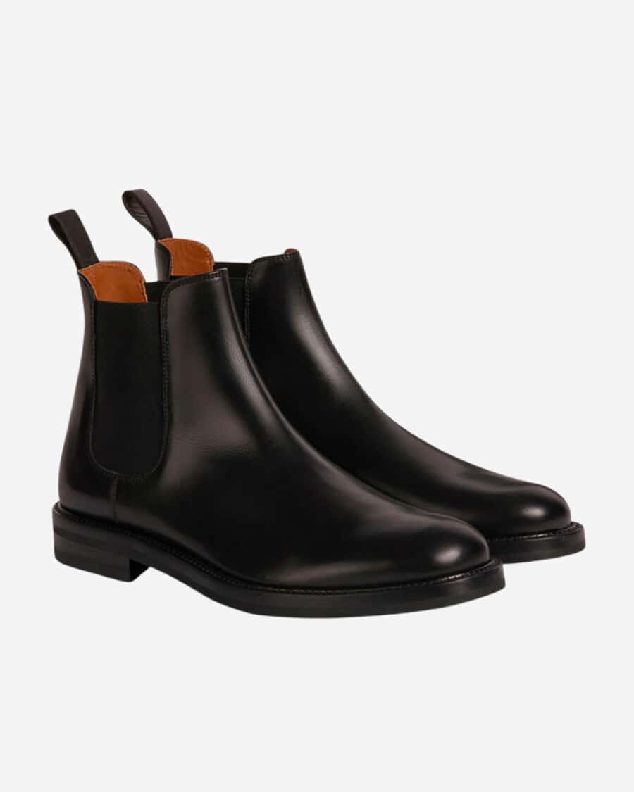 Boots With A Suit: How To Get It Right (+16 Outfit Examples)