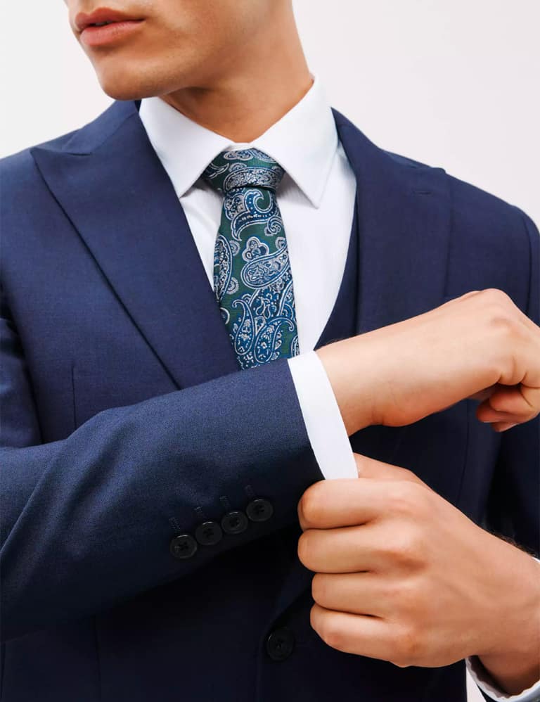 The Mohair Suit: Why You Should Own One In 2025