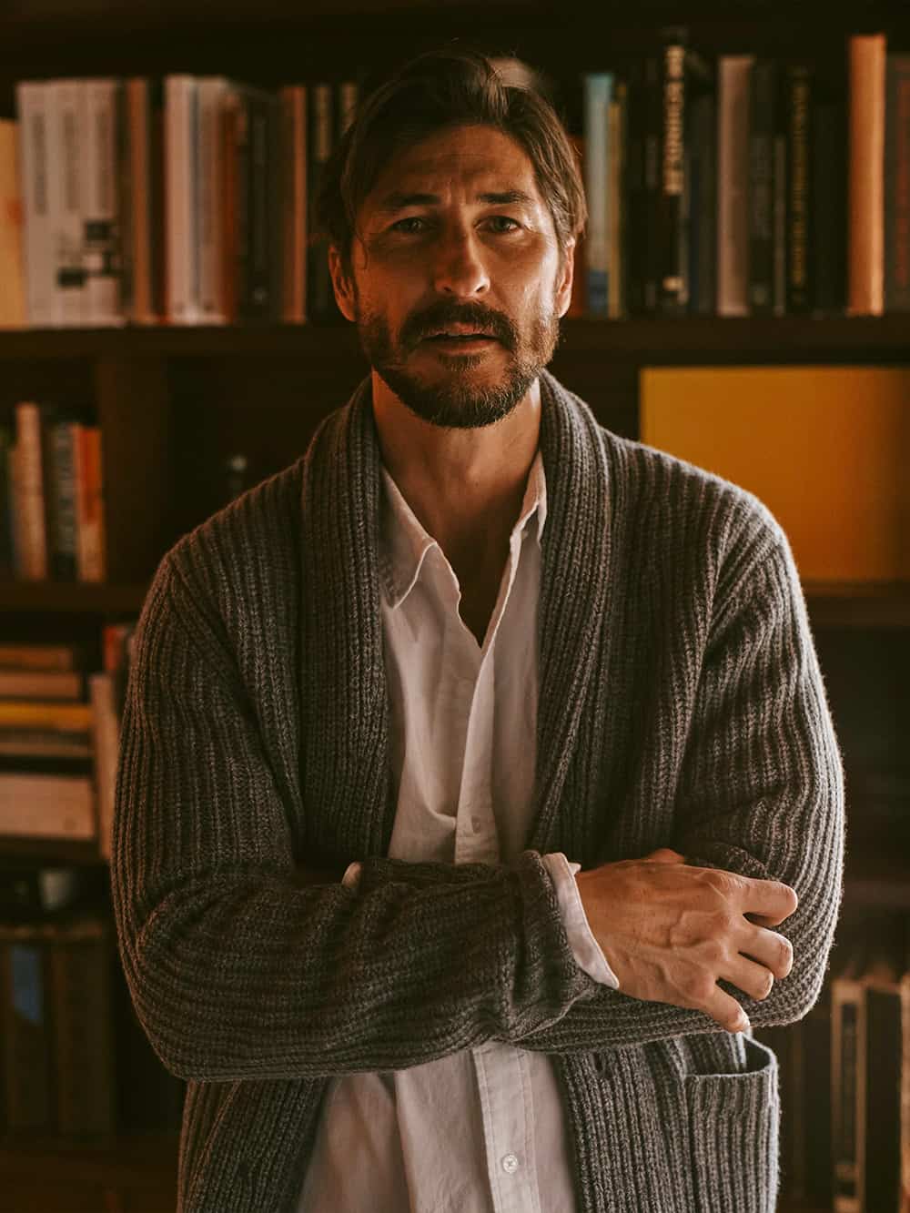19 Cardigan Outfits For Men That Won't Make You Look Old