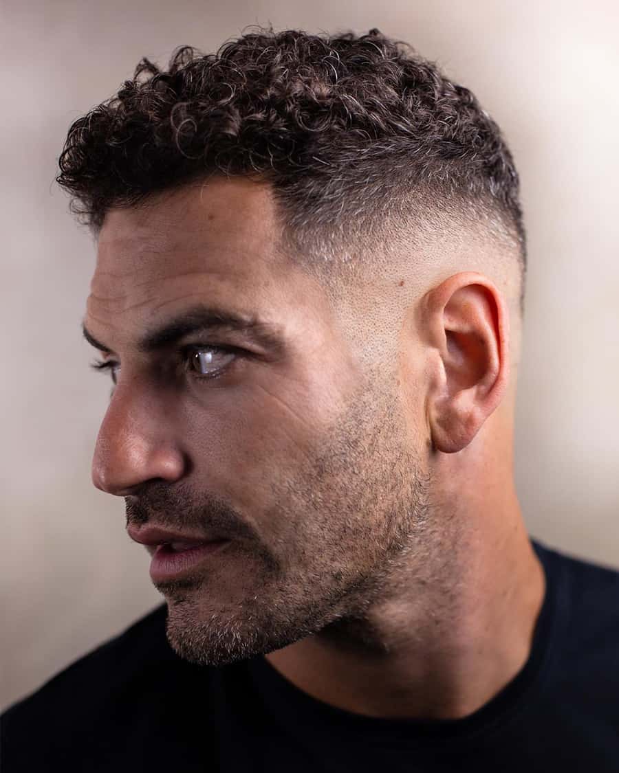 How To Style Thick, Wavy & Unruly Men's Hair (Includes Best Cuts)