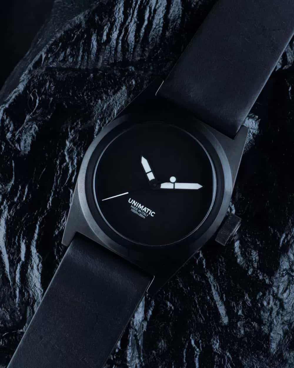 The Best Minimalist Watch Brands (And The Model To Buy)