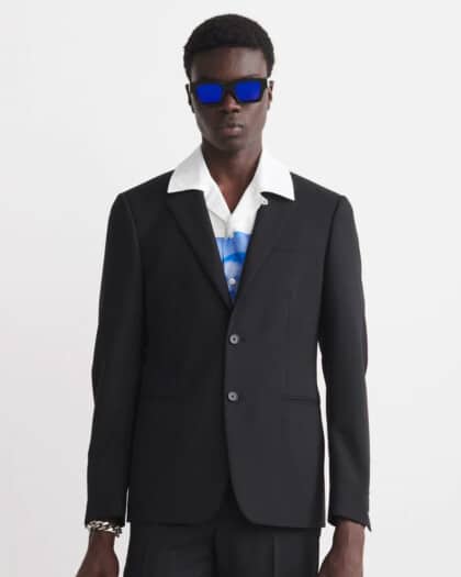 Off-White Size Guide: Expert Tips & Size Charts For The Perfect Fit