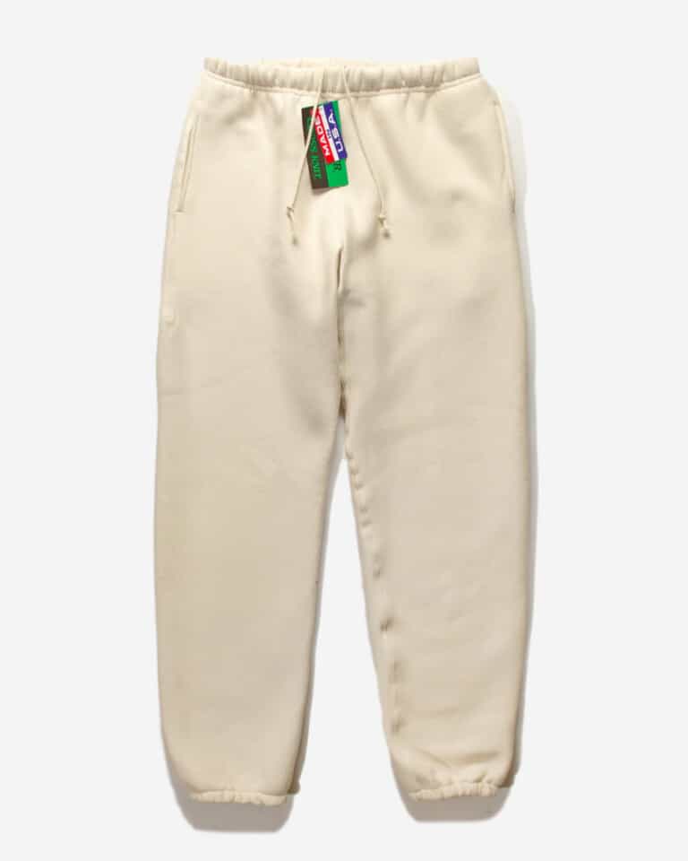 10 Heavyweight Sweatpants Brands Making The Thickest Joggers