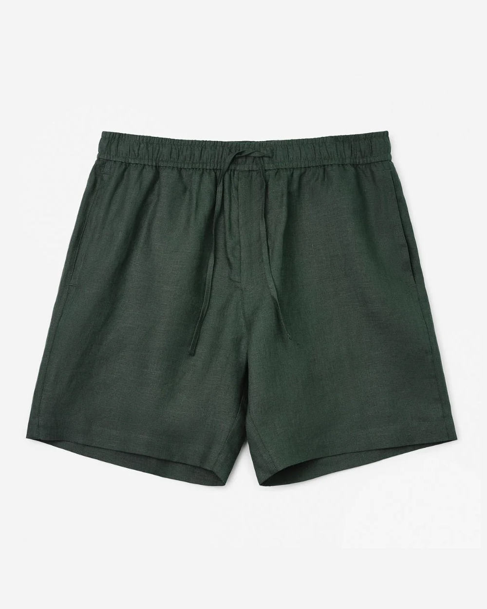 Green Shorts Outfits: 24 Examples & Shirt Colours That Go Best
