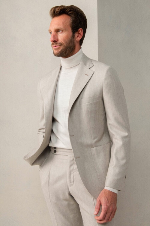 Suit With A Turtleneck: How To Get it Right In 2025 (19 Outfits)