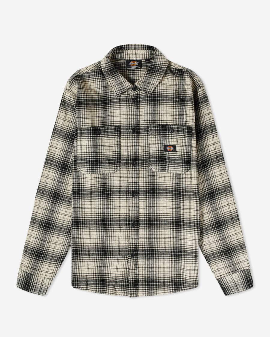 16 Heavyweight Flannel Brands Making The Thickest Shirts