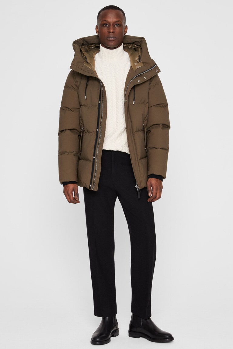 Puffer Jacket Outfits For Men: 20 Ways To Keep Warm In Style