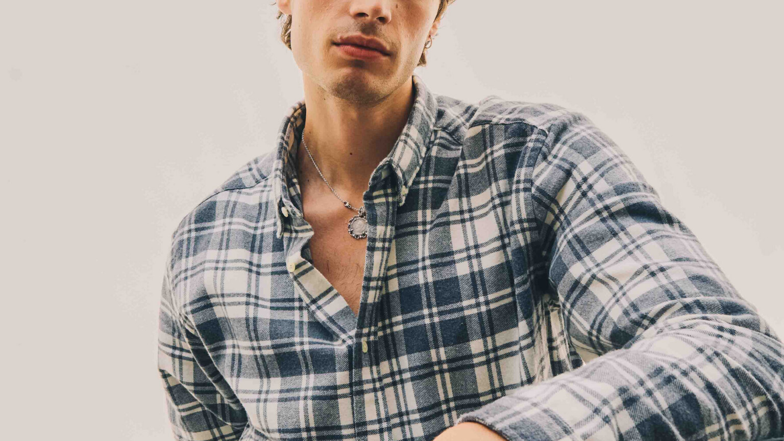 20 Luxury Flannel Shirt Brands That Are Worth The Money (2025)