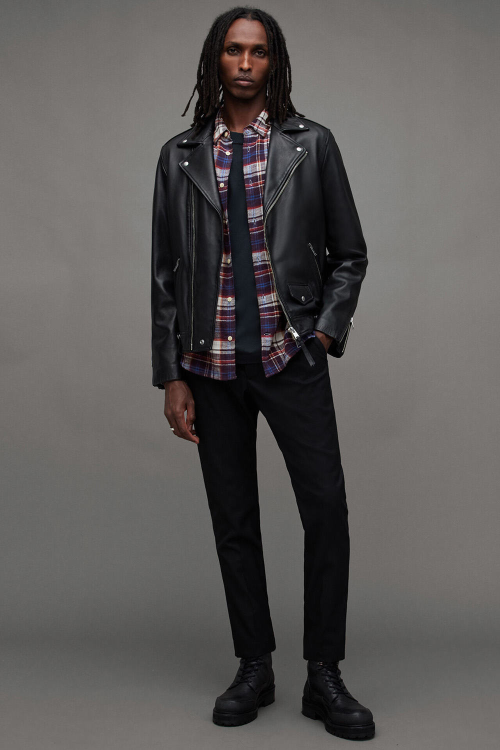 Men's Grunge Outfits: 20 Ways To Get The Look In 2025